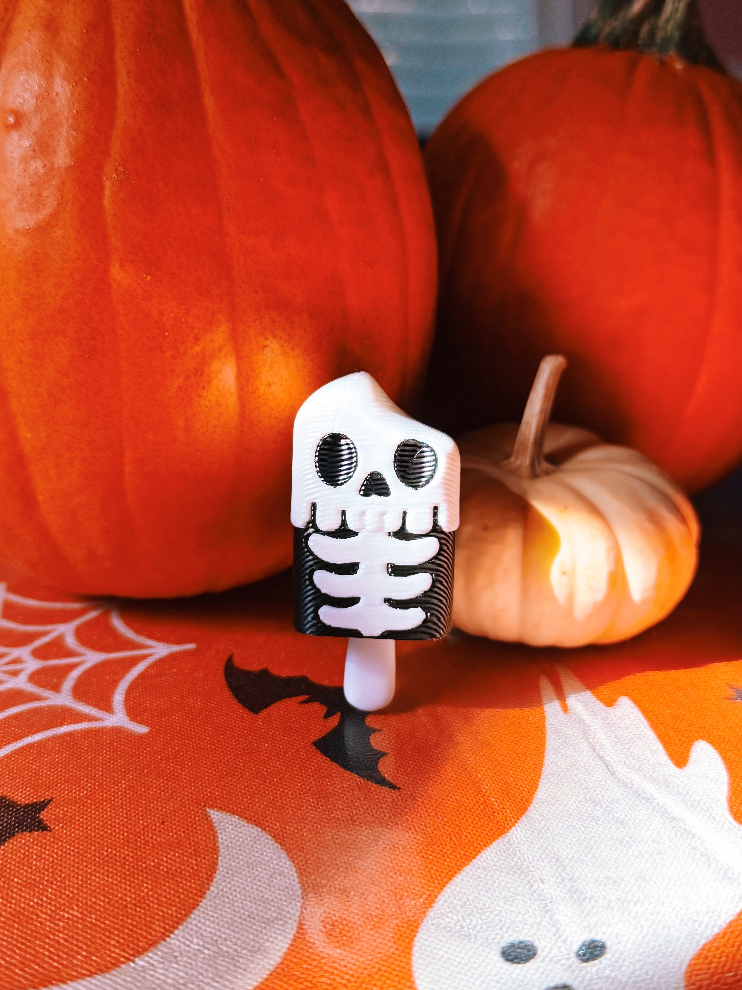 Skelly Popsicle Clicker – Reb's Rainbow Haus